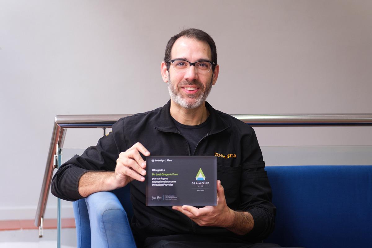 Entrevista a José Fana, CEO de Dental Star i ortodontista - Pànxing