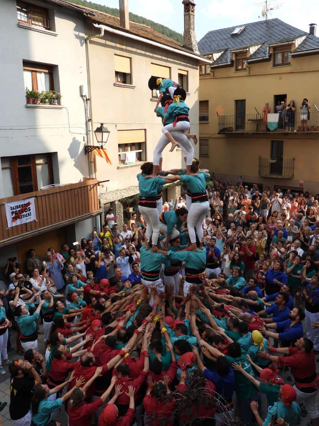 La Colla Castellera de Cerdanya: A punt de tocar el cel - Pànxing